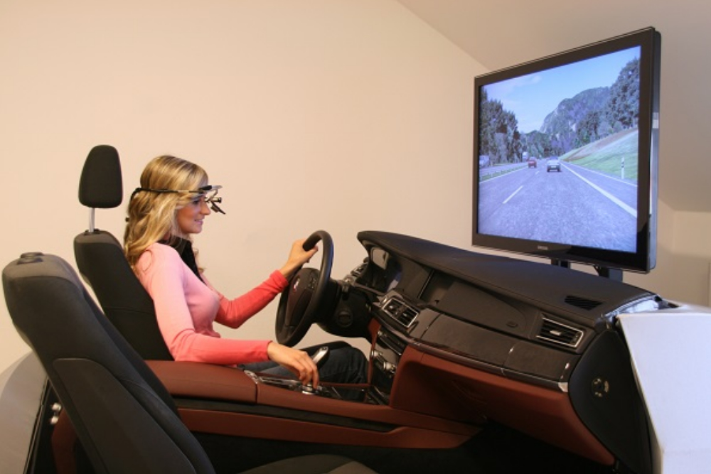 汽车驾驶模拟系统 SIMLAB-V | 赢富仪器-上海心理人因|生物力学|驾驶行为研究设备一站式解决方案提供者