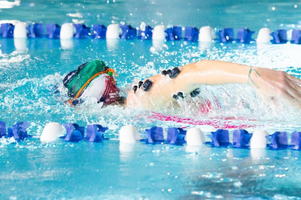 水下无线表面肌电传感器MiniX Waterproof - 赢富仪器-多模态数据同步分析平台-压力分布测试系统-近红外脑成像-表面肌电-眼动仪